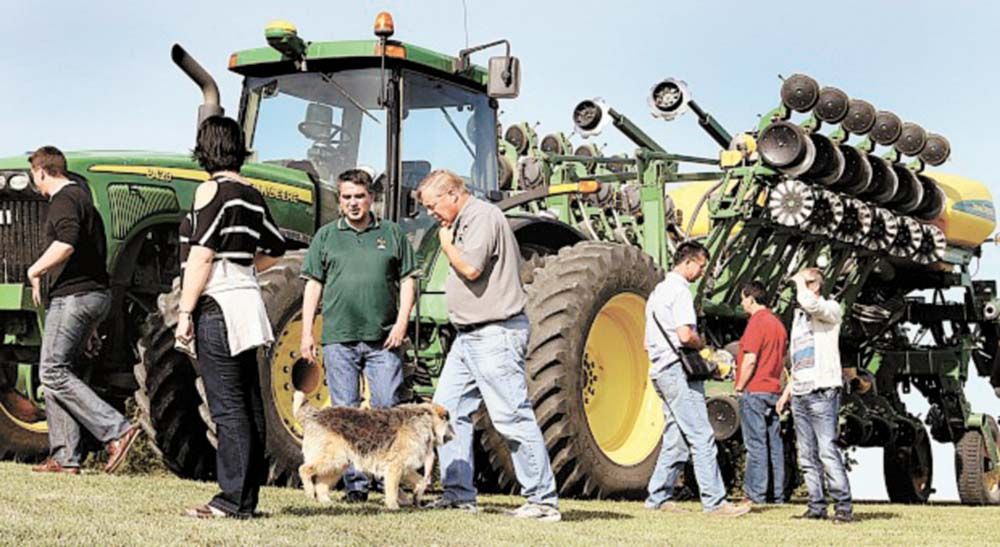 FARM SHOW Magazine - The BEST stories about Made-It-Myself Shop ...