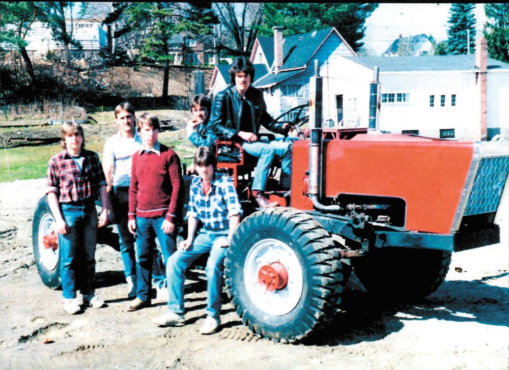 FARM SHOW Magazine - The BEST stories about Made-It-Myself Shop ...