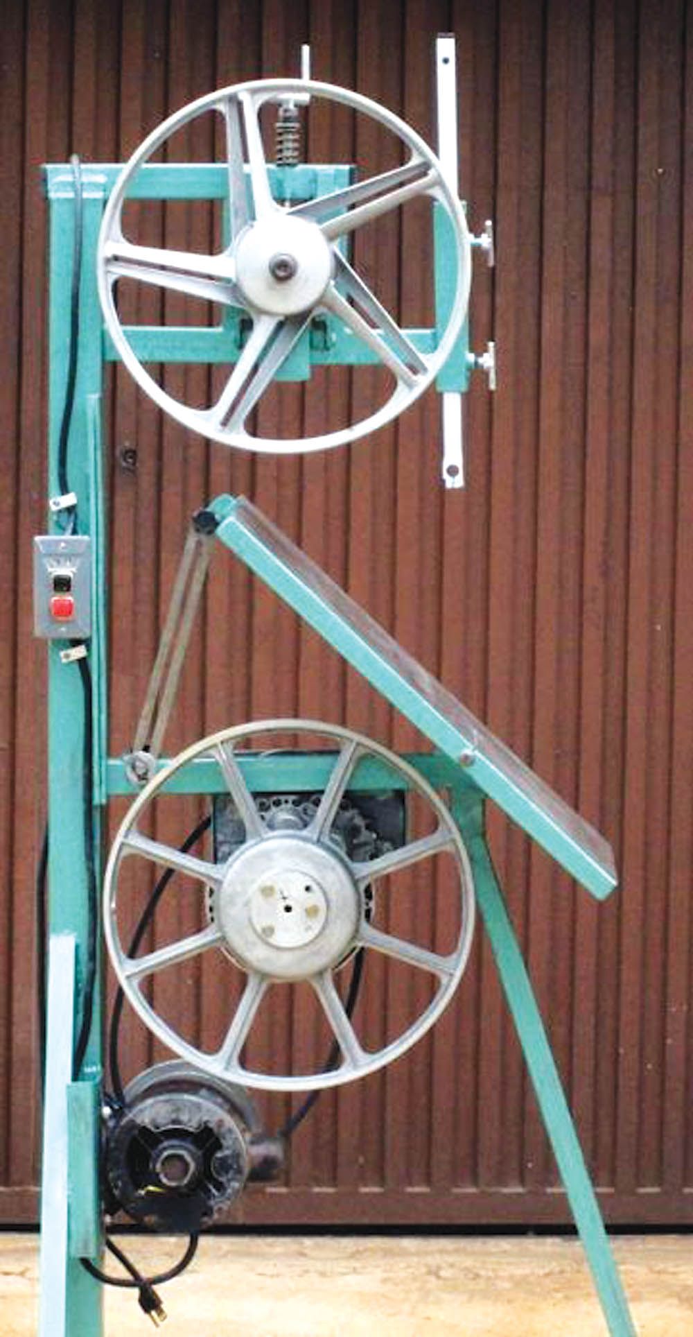 FARM SHOW Magazine - The BEST stories about Made-It-Myself Shop ...