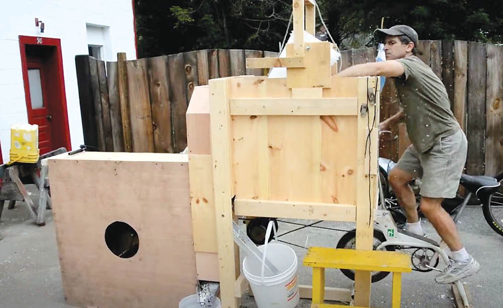 FARM SHOW Magazine - The BEST stories about Made-It-Myself Shop ...