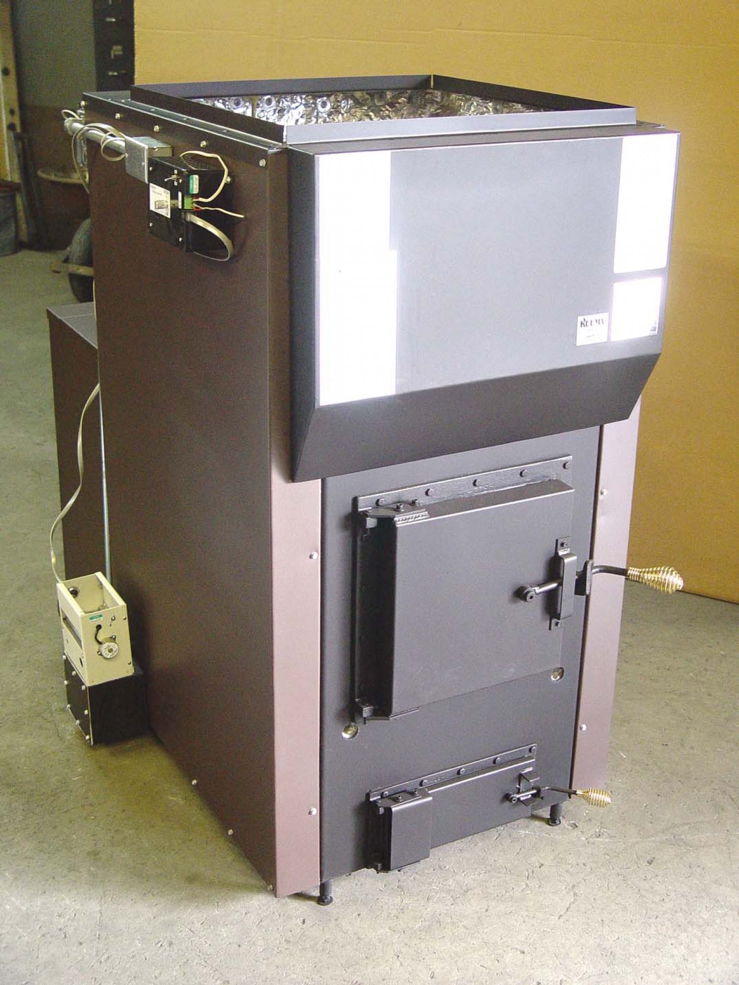 FARM SHOW Magazine - The BEST stories about Made-It-Myself Shop ...