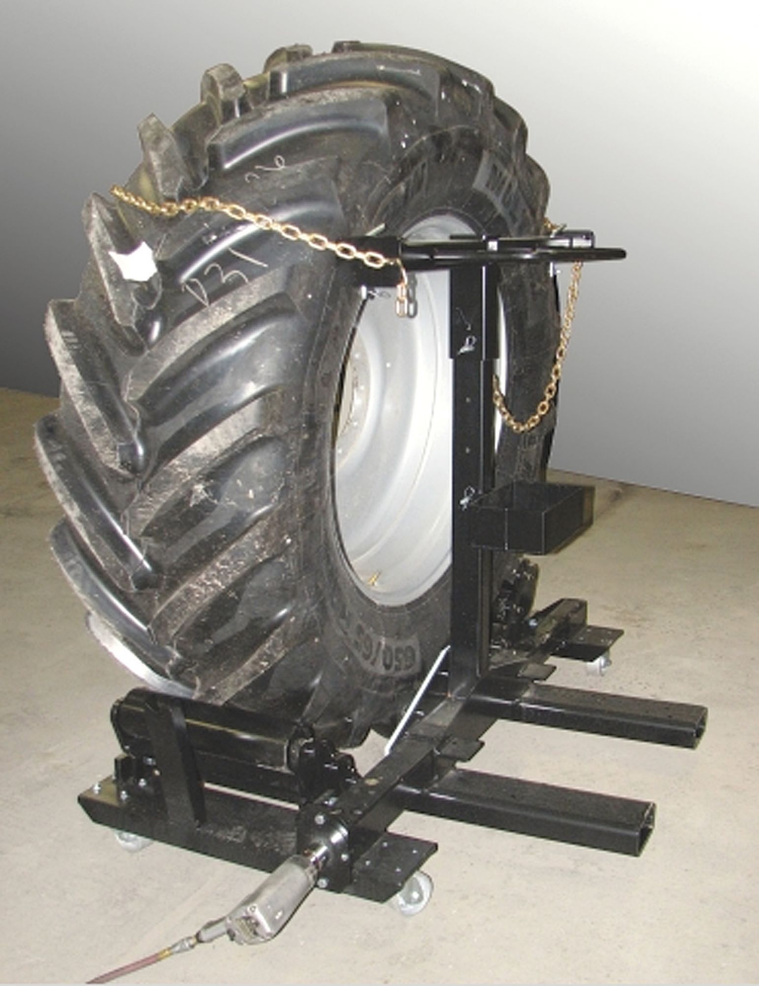 FARM SHOW Magazine - The BEST stories about Made-It-Myself Shop ...